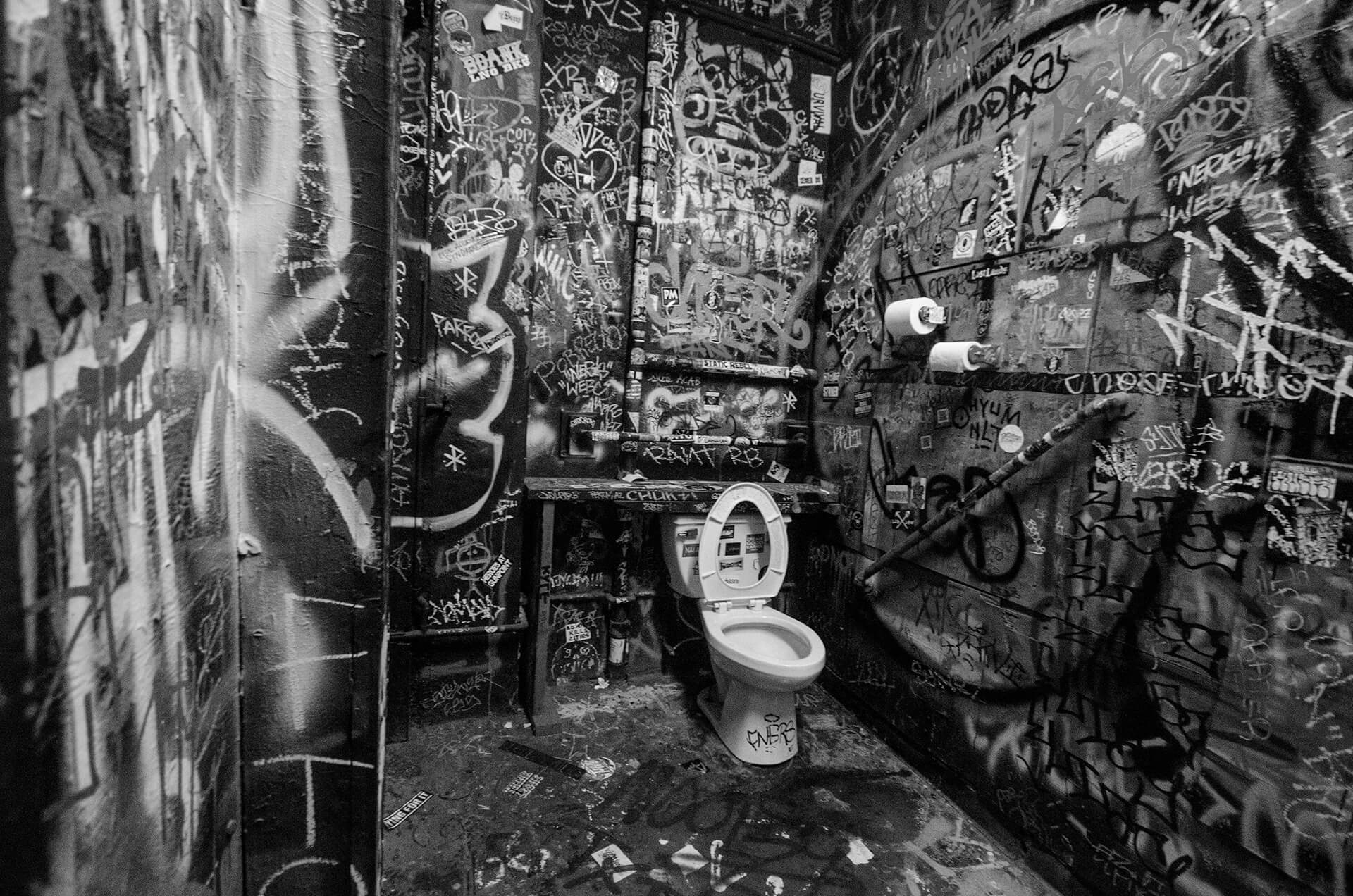 En 924 Gilman St. – FTR